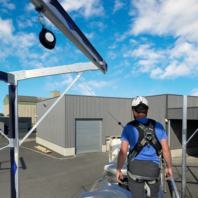 Comment prévenir les chutes de hauteur ? - SecurLine